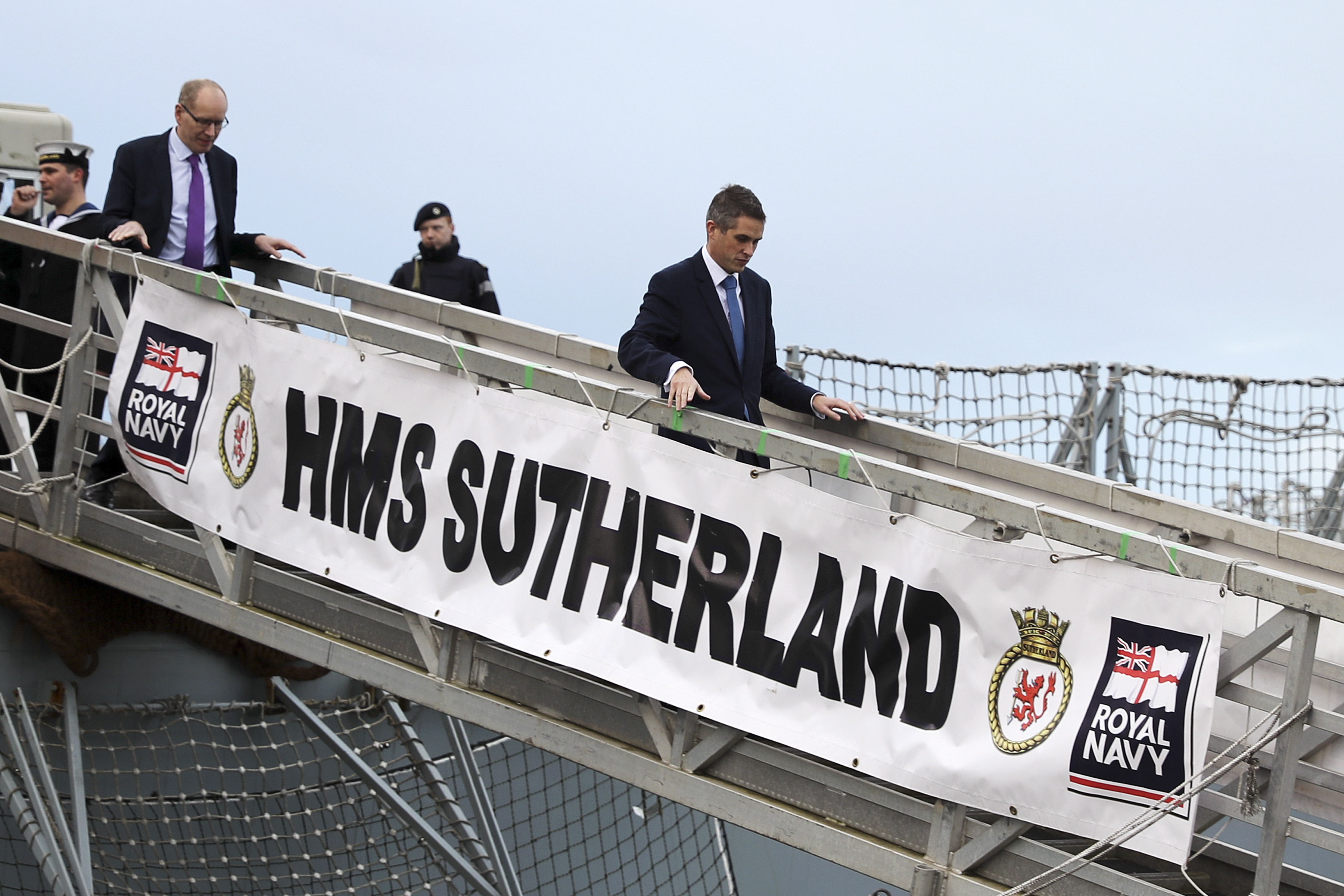 Defence Secretary announces HMS Sutherland to deploy to Asia Pacific