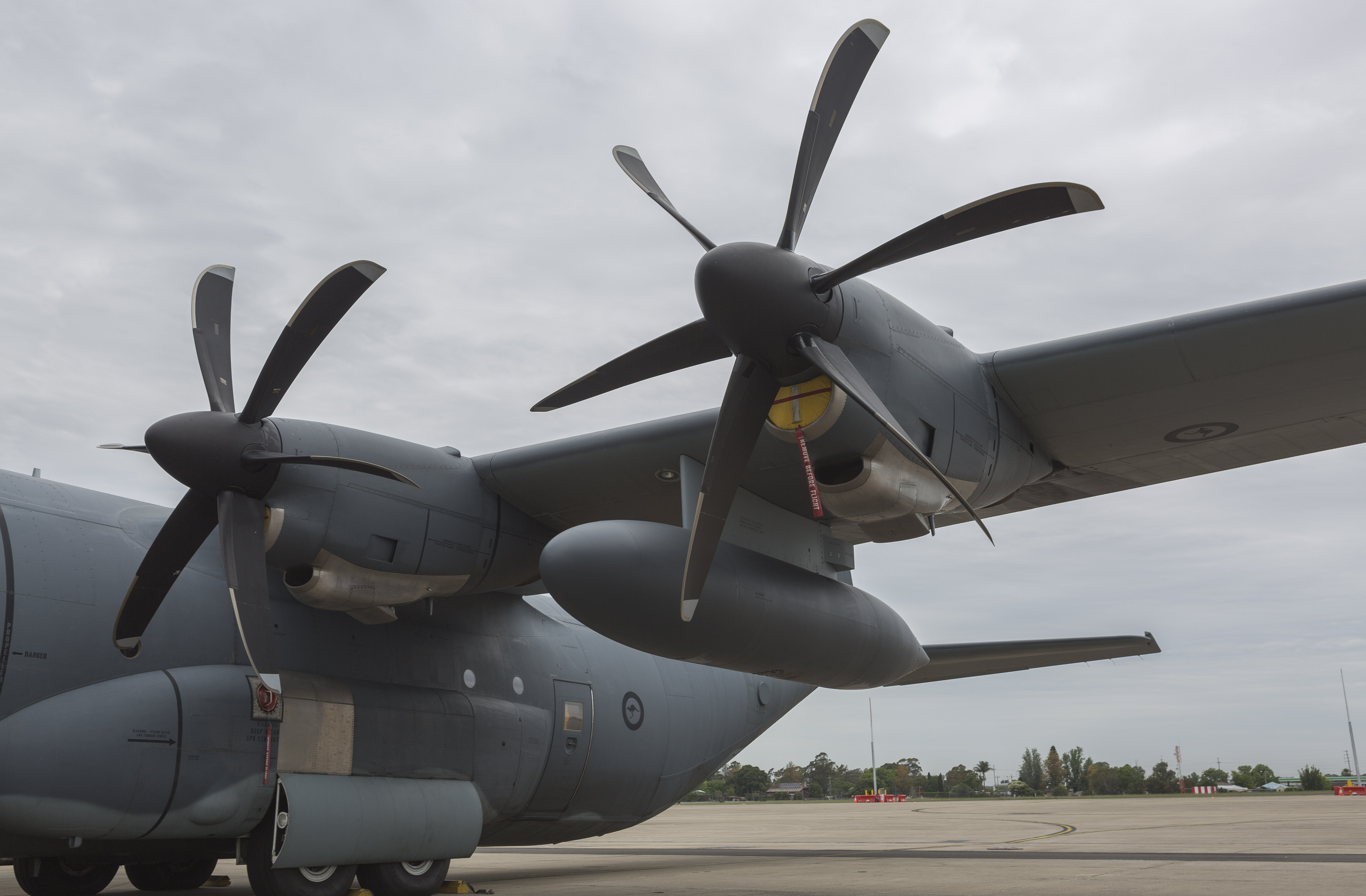 Defence Online | RAAF boosts Hercules capabilities with new fuel tanks