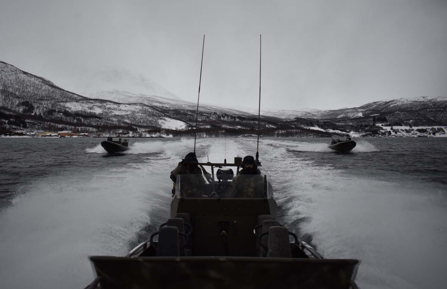 Navy commandos train for Arctic warfare