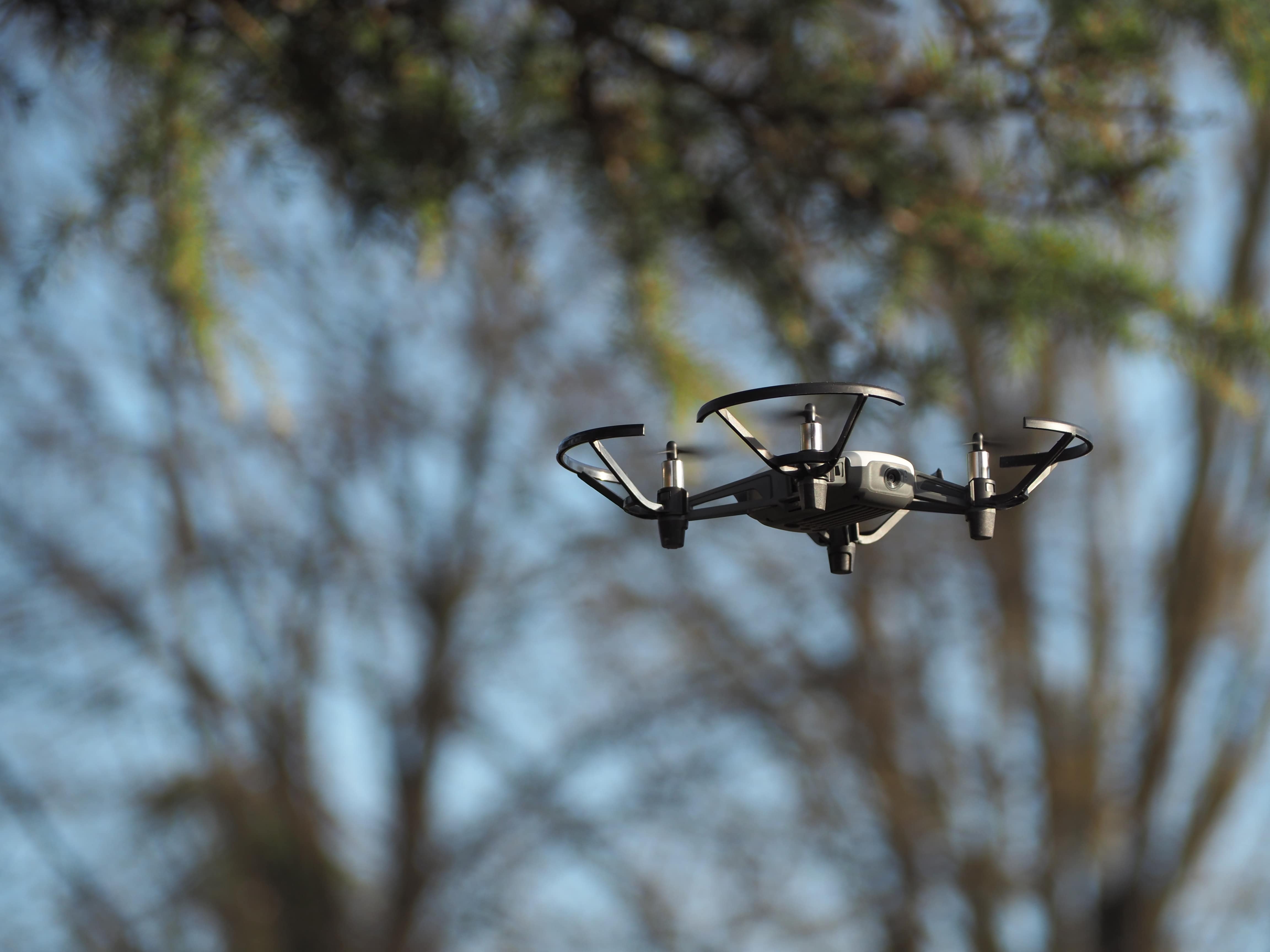 Swiss Army awards contract to Parrot for micro drones